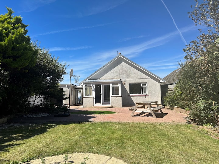 Sunny Bungalow, Beach 5 Min, Paddle & Surf Boards - Newquay