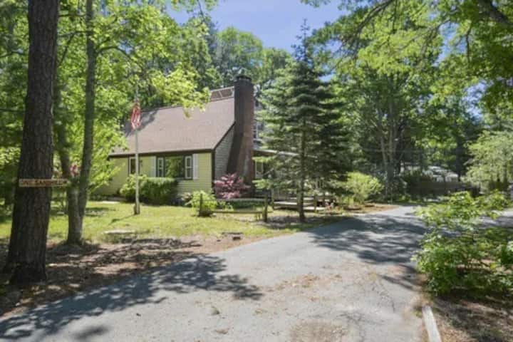 5 Minutes From Nauset Beach! - Orleans, MA