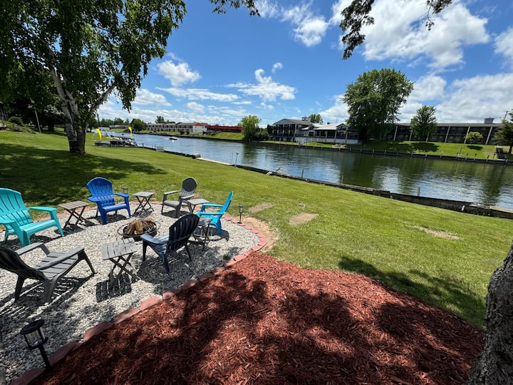 Riverside On The Cheboygan - Cheboygan, MI