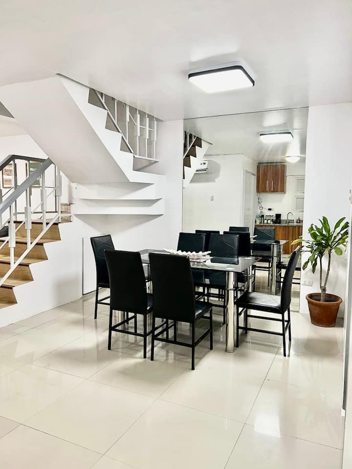 Mins Away Fr Korean Twn & Clark. Budget-friendly - Angeles