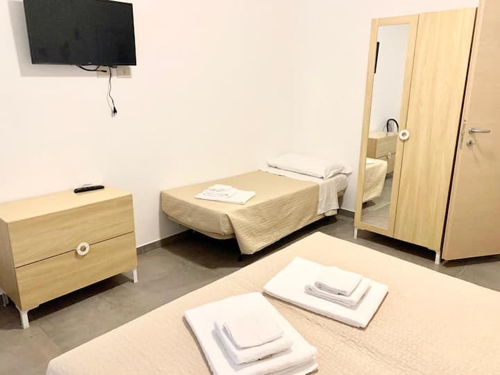 Camera Tripla - 리미니