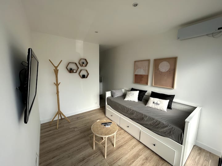 Suite Privée Au Centre De Mauguio - Baillargues
