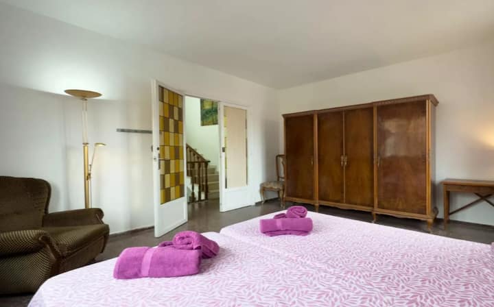 La Vinya. Mallow Room. - Sant Joan Despí