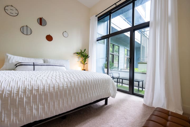 Chic Atl Oasis | Urban Escape - Atlanta, GA
