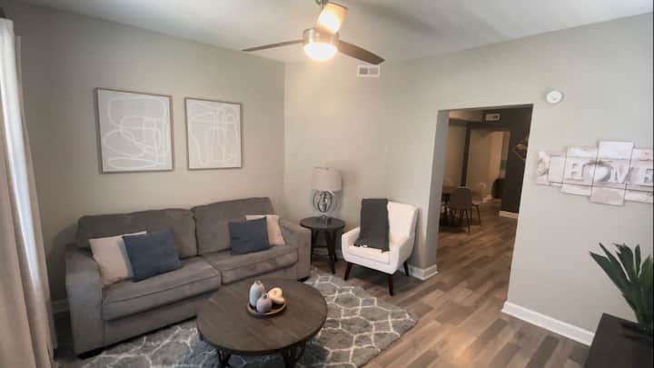 Cozy Portsmouth Retreat 2br/1ba - Portsmouth, VA
