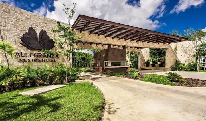 4bdr Condo With Cenote. - Cozumel
