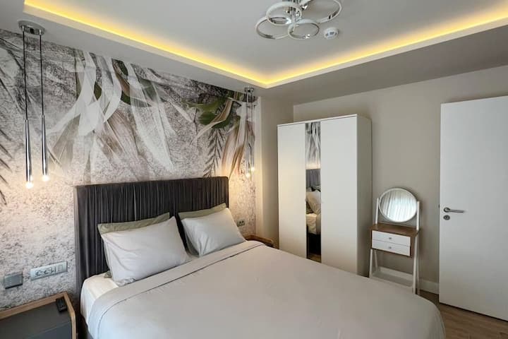 In The Heart Of Cihangir - Cihangir