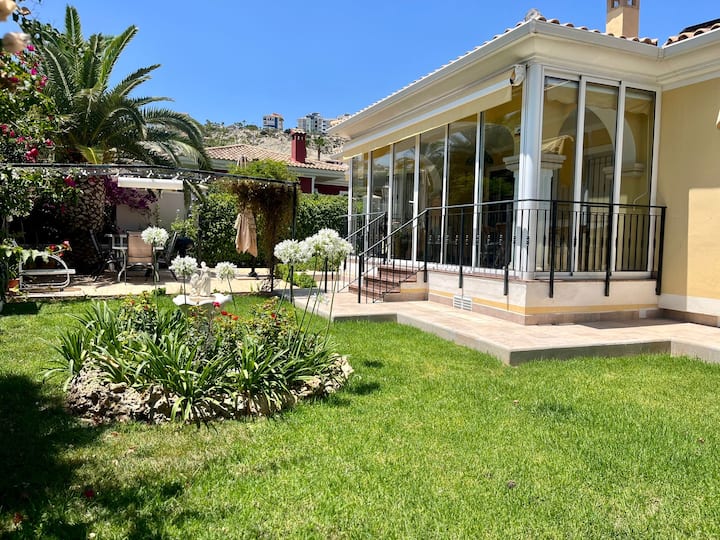 Korean Village Independiente Con Piscina Y Parking - Tibi