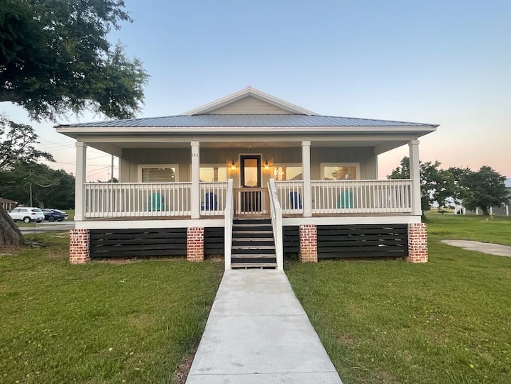 Gulfport Home With Gulf Views - Biloxi, MS