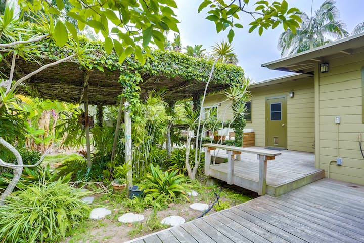 Leucadia Single Story Tropical Garden- 4dogs - Encinitas, CA