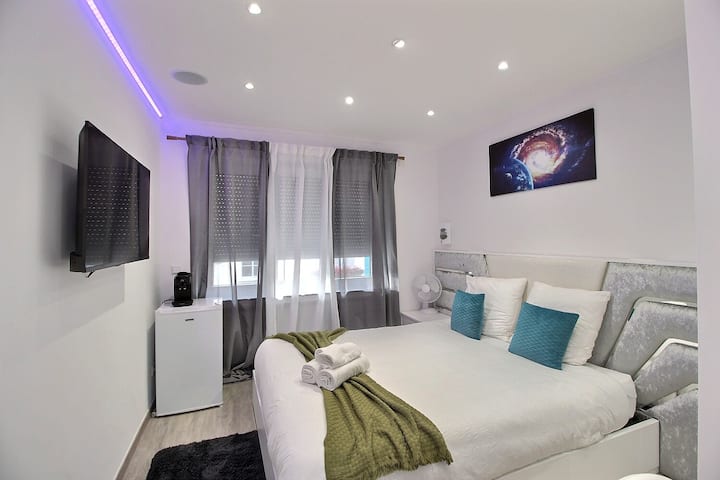 Confortable Chambre Cuisine/sdb 20 Min Centre Lux - Esch-sur-Alzette