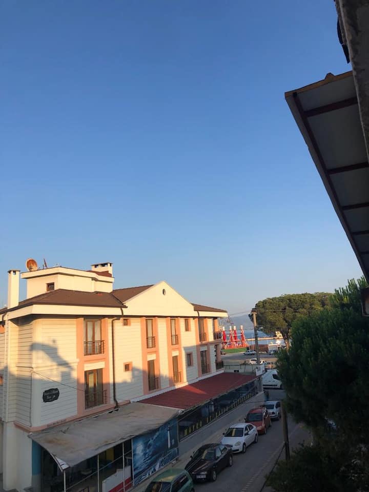 Denize Bi Cadde Mesafeli Müstakl - Çanakkale