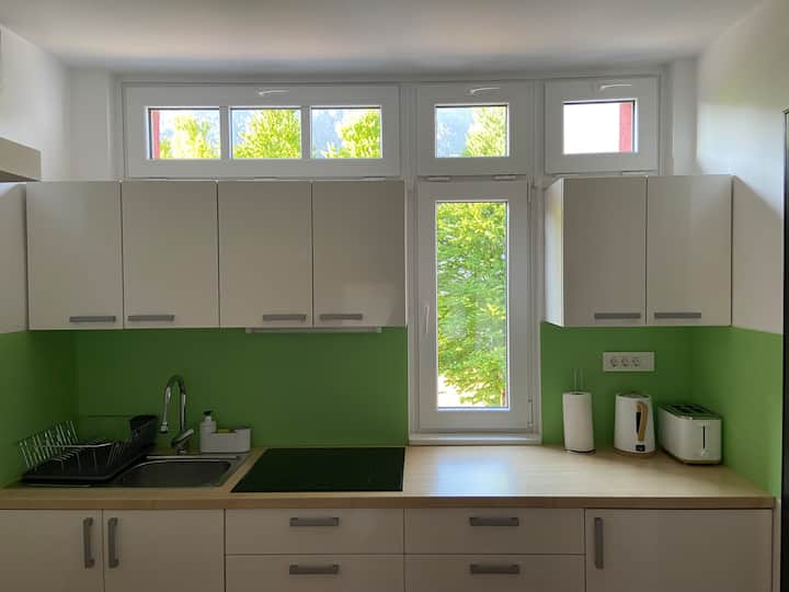 Bee' S Place Holiday Home - Podkoren