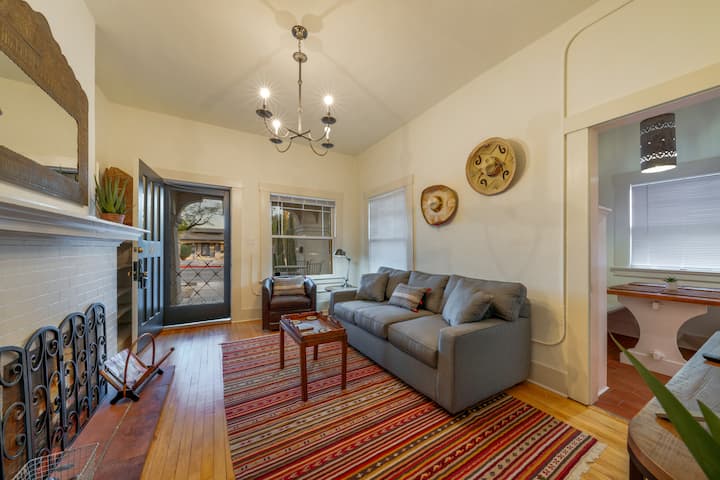 Charmer | 3 Blocks From Uofa | 1 Br 1 Ba | Sleep 3 - 투손