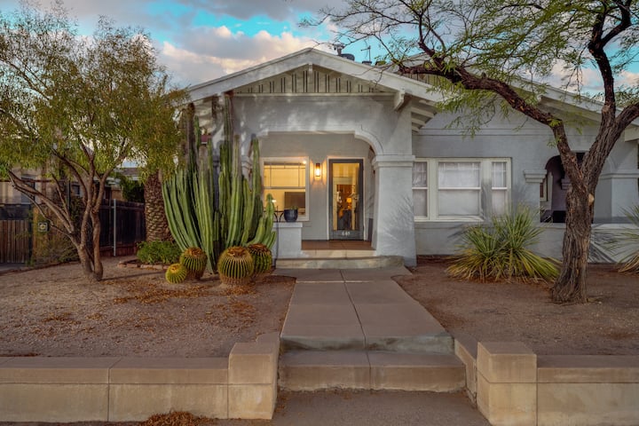Charmer | 3 Blocks From Uofa | 1 Br 1 Ba | Sleep 3 - Tucson, AZ
