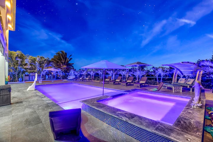 Brand New 6 Bedrooms 7 Bathrooms! - The Bahamas