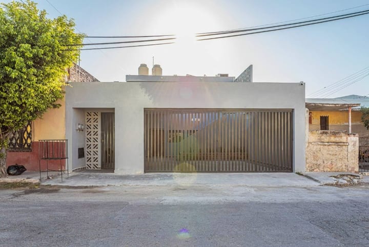 Studio Flat In Merida En El Centro, First Floor - Mérida