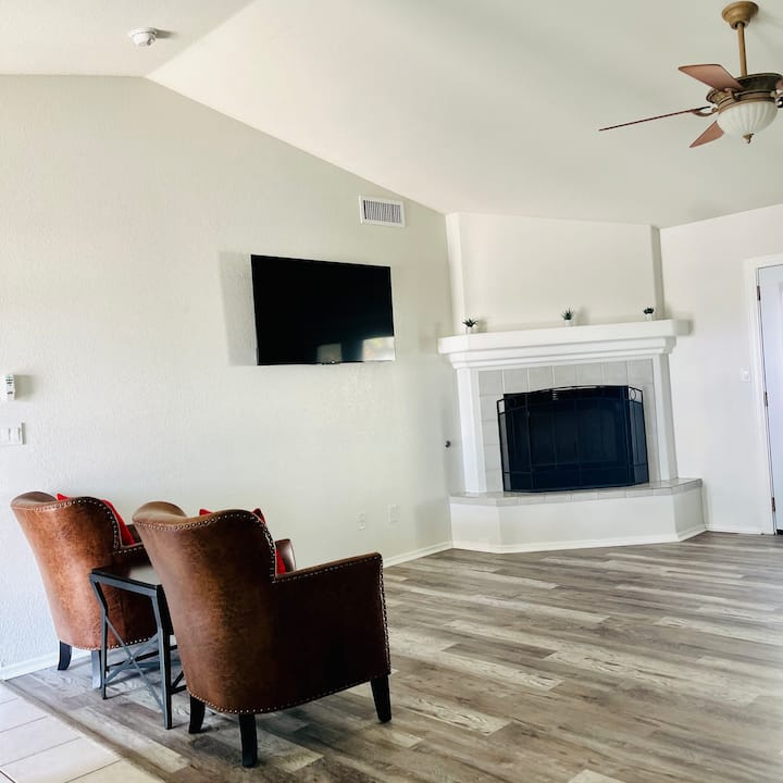 3 Bd, 2 Ba River/casino Home - Laughlin, NV