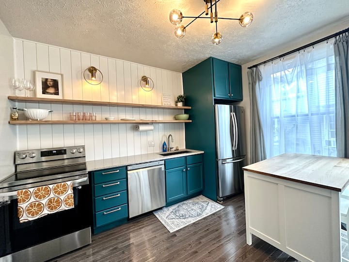 1 Bedroom Apt. Near Unmc & Va - Omaha, NE