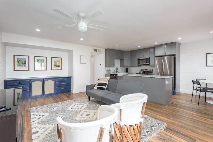 Old Town Scottsdale Retreat|2 Bedrooms|pool| - Scottsdale, AZ