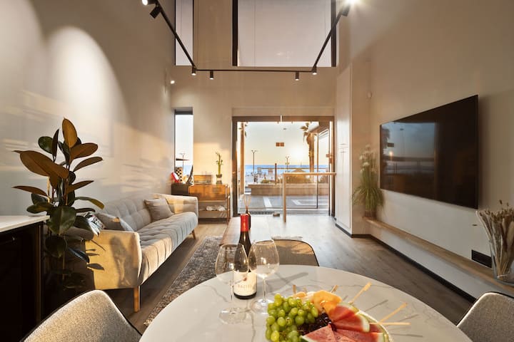 Samuel | Suite On The Beach - Tel Aviv-Yafo