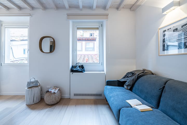 7 [Ponte Vecchio-uffizi] Exquisite Apartment - Florence