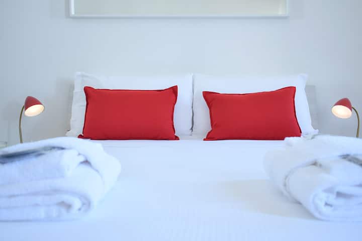 Welc-ōm Santa Giustina Red Flat - Padova