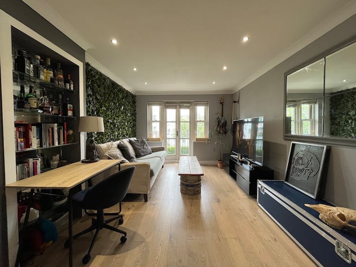 Beach Apartment With Sea Views! - Pagham