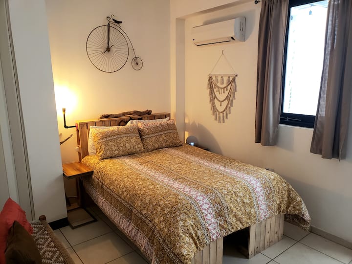 Three Little Birds @ The Heart Of Osj - San Juan, Puerto Rico