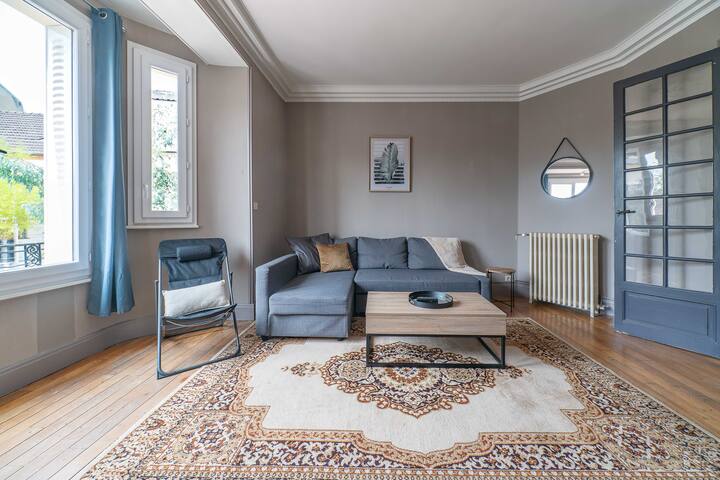 Appartement Calme Et Lumineux En Centre-ville - Cusset
