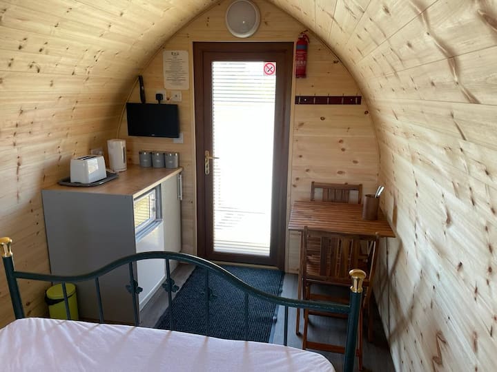 Twin Beds Duck Pod - Yorkshire