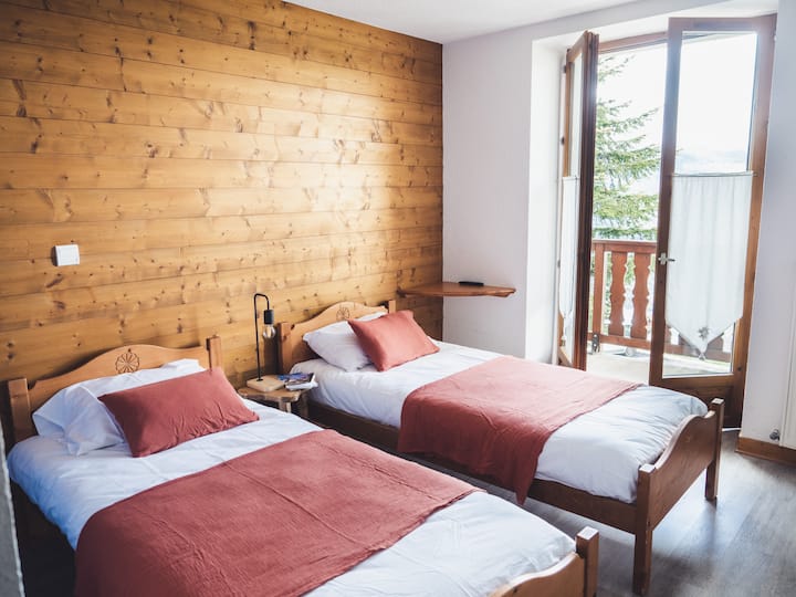 Auberge à Valezan - Chambre Grand Mont - Bourg-Saint-Maurice