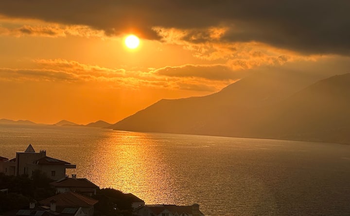 Seaview Villa-free Beach Access - Kaş