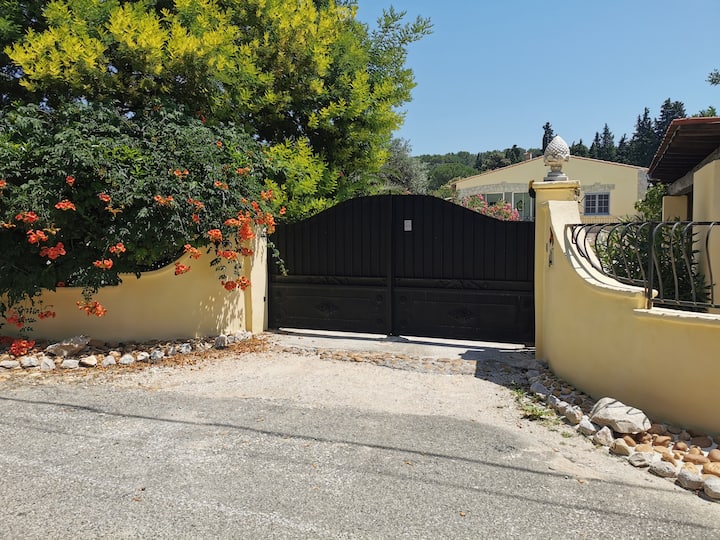 Joli Studio Indép. 30 M2 - Villeneuve-lès-Avignon