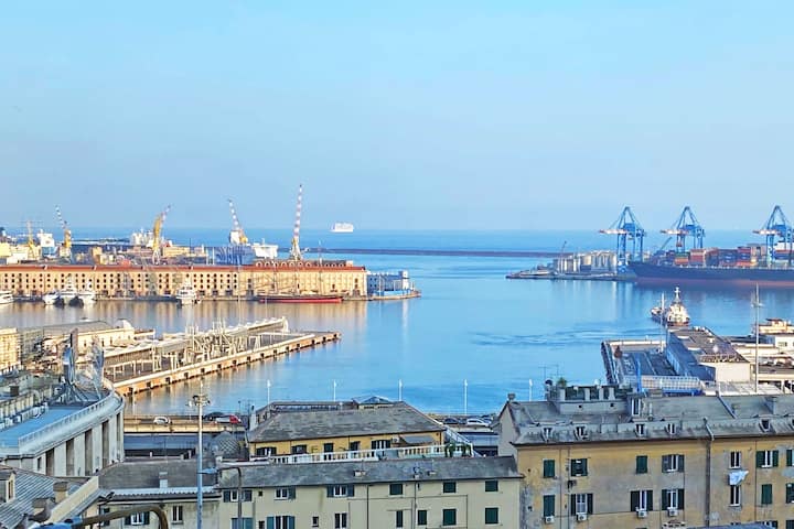 Suite Luci Del Porto:
Camera Delux Con Vista Mare! - Genoa