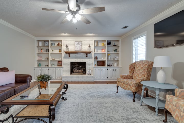 House In An Upscale Neighborhood - Southaven, MS