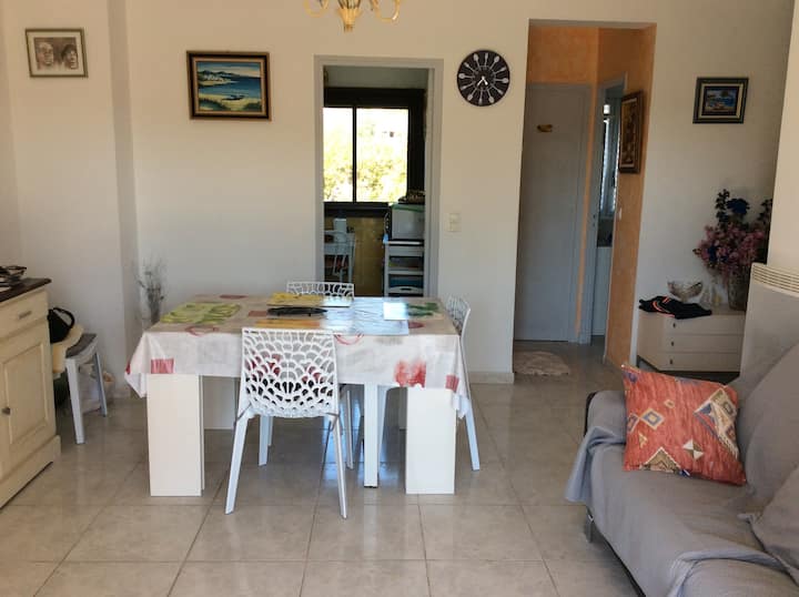 Appartement à 150 Mètres De La Mer - Saint-Cyr-sur-Mer