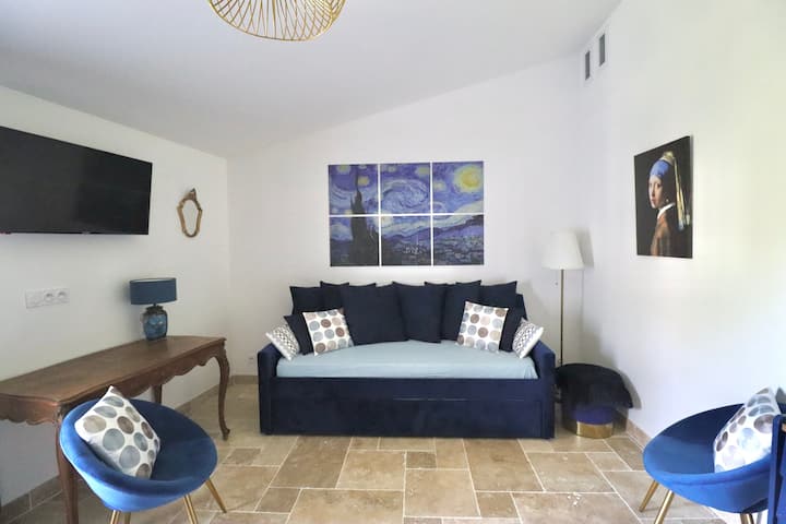 La Chambre De France (2 à 4 Pers) Avec Jacuzzi - Lunel