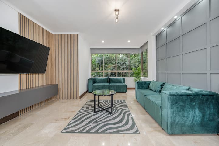 Beautiful 2 Bedroom Stylish Provenza Unit - Medellín