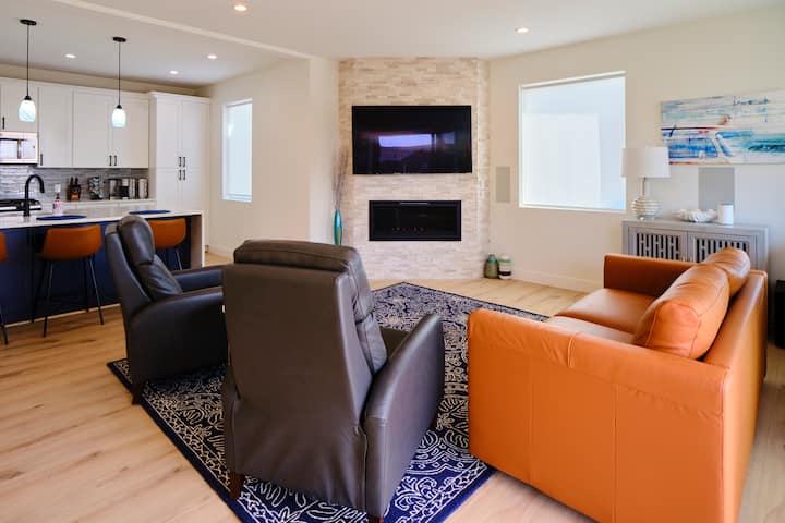 Casa Esquina - Ocean Views, Ev Charging - Cannon Beach, OR