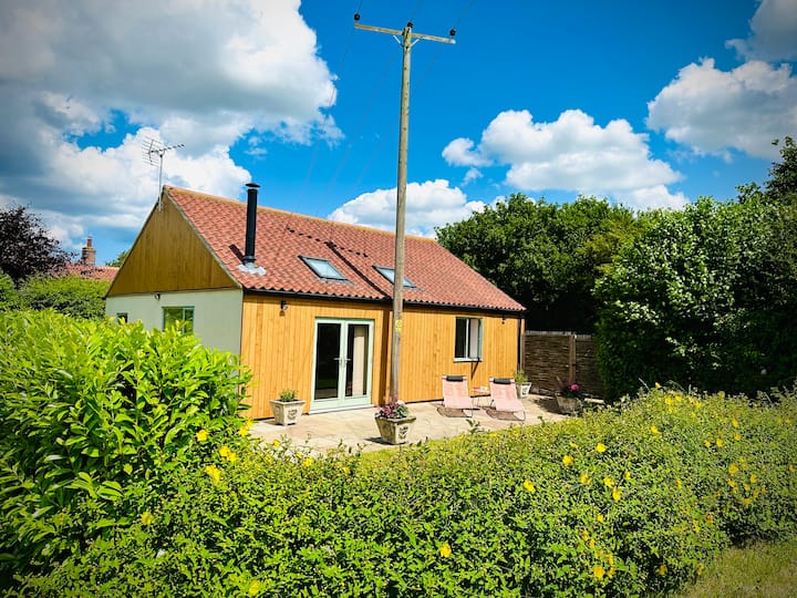 Stunning Coastal Retreat In Baconsthorpe, Holt - Holt
