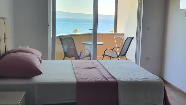 Modern Seaview Apartment With Free Parking 4 - Podstrana
