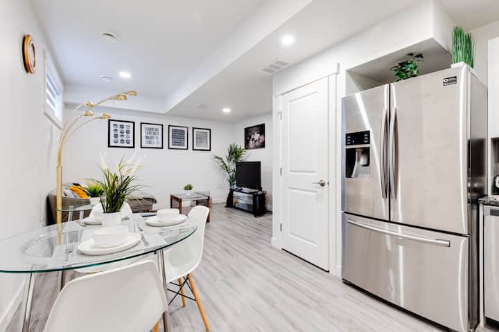 Edmonton Vacation Rentals | Airbnb