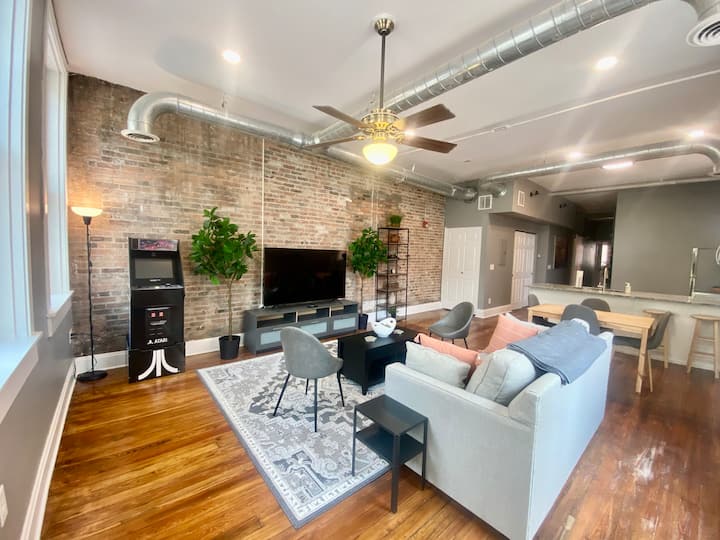 Stylish & Central Nyc Styled Apt. W/ King Bed - Cincinnati