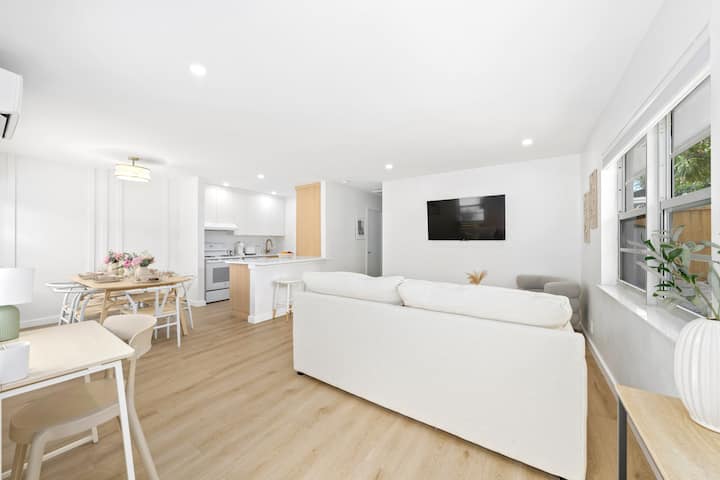 Très Spacieux & Rénové 2 Chambres Près De La Plage - Lake Worth, FL