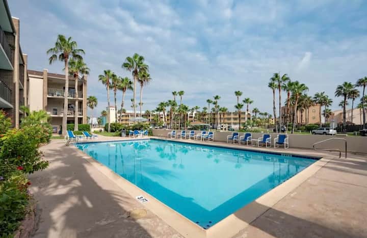 Beautiful 2 Bed/2 Bath Condo - South Padre Island