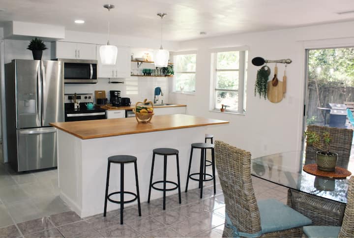 3br W/fenced Yard & Rv Parking – Near Weeki Wachee - Spring Hill, FL