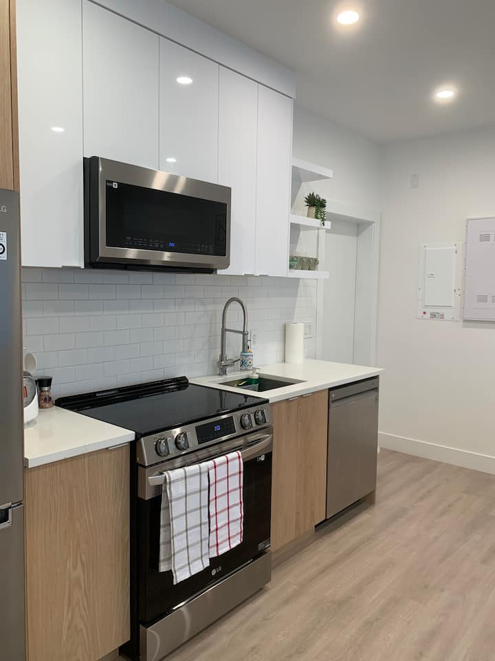 Guest Suite In Burnaby - Burnaby