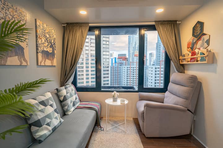 House Of Anyeli Hidden Gem At The Heart Of Makati! - Makati