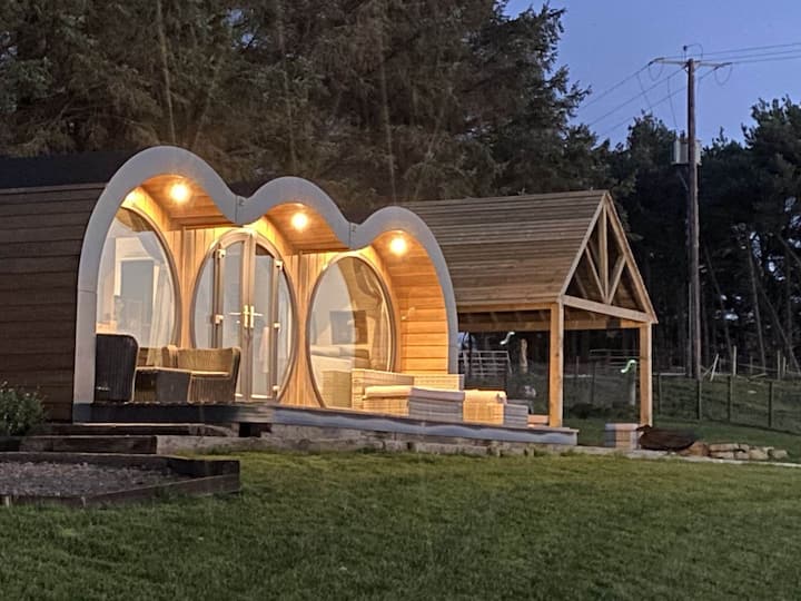 Severn Triple Pod With Hot Tub - Wales
